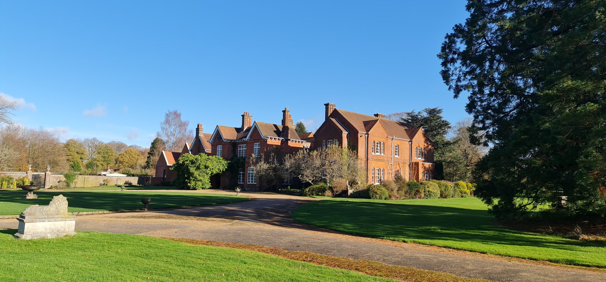 Penn House & Gardens – Penn House